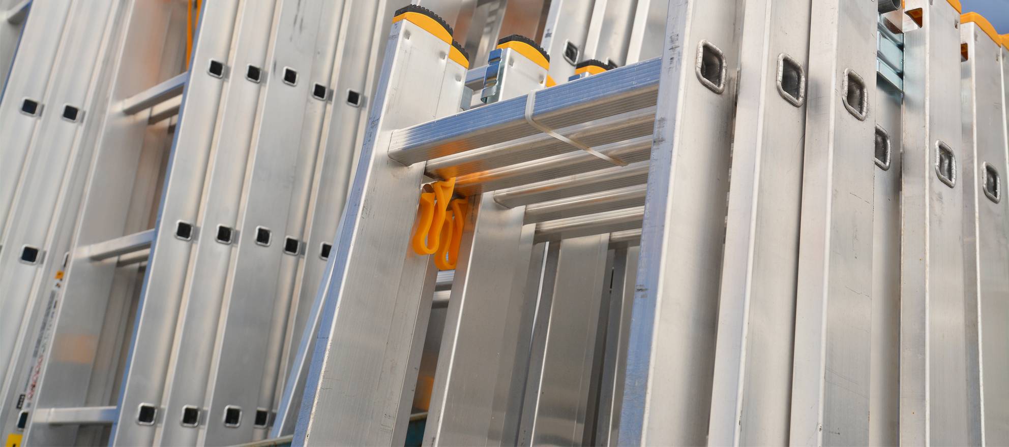 Aluminium Ladder Manufacturers in Chennai -Standard Ladder